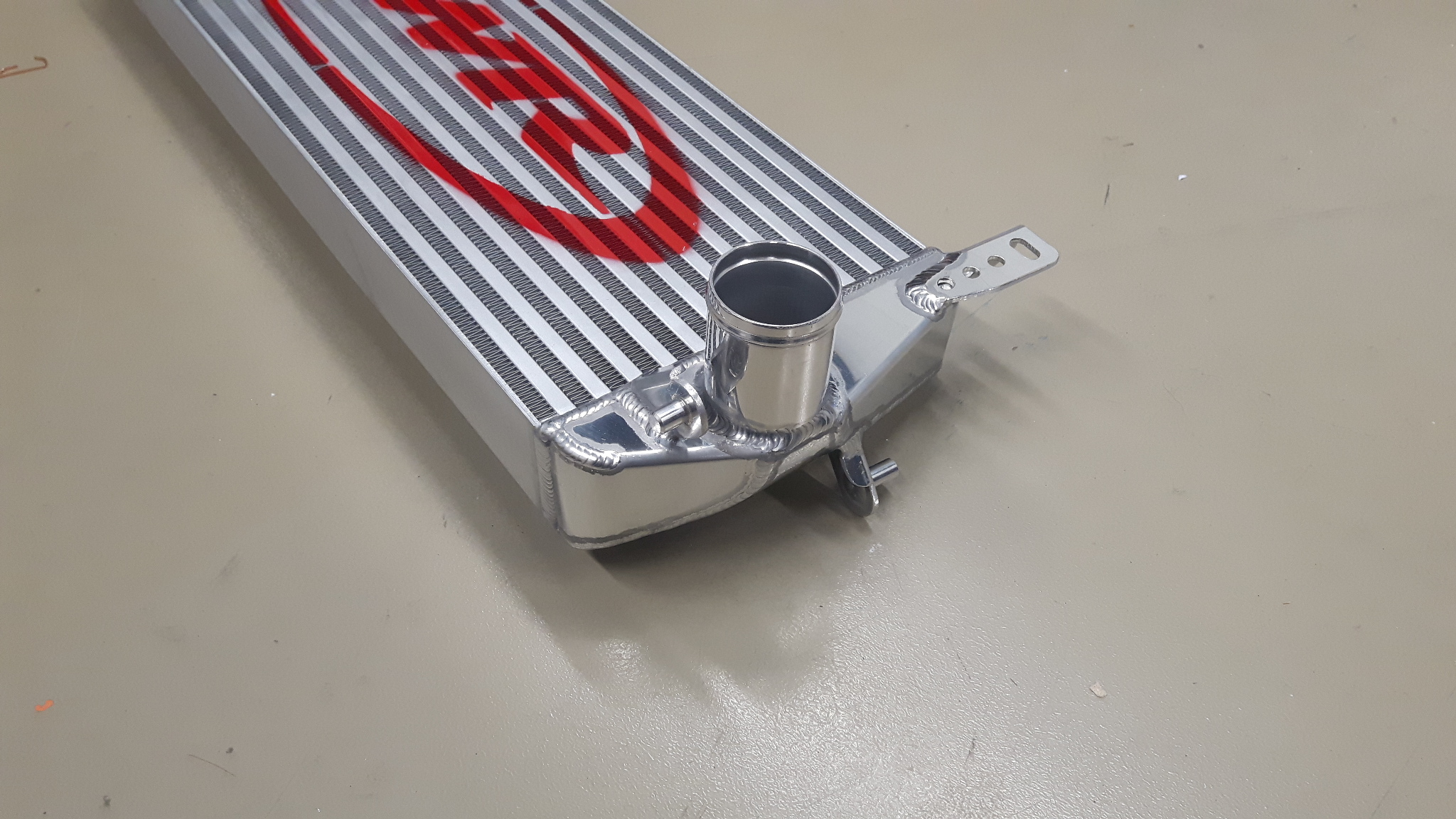 Intercooler Land Rover Defender PWR - 55 mm - Performance-Parts.eu